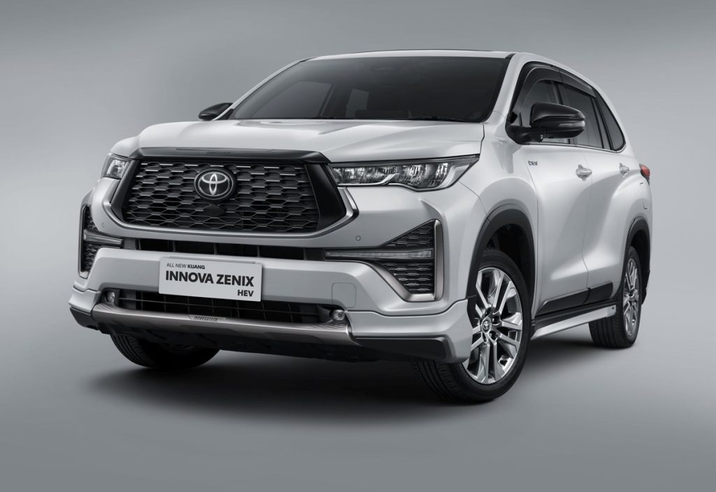 Toyota New Kijang Innova Zenix, Fitur Lebih Advance - Otokini