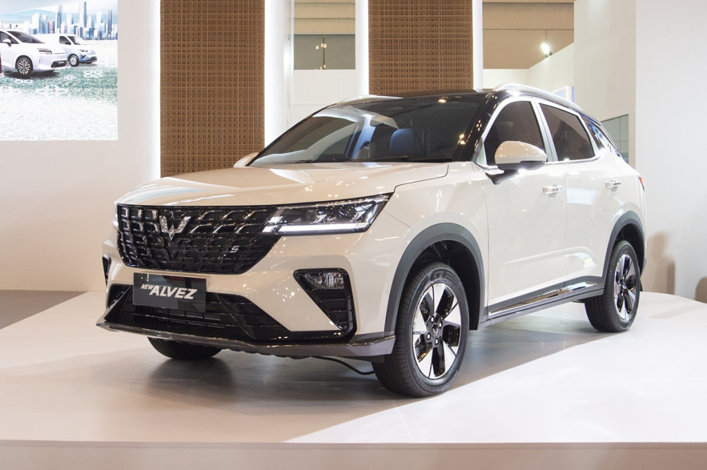Wuling Motors Luncurkan New Alves di GJAW 2025, Sekaligus Serah ...